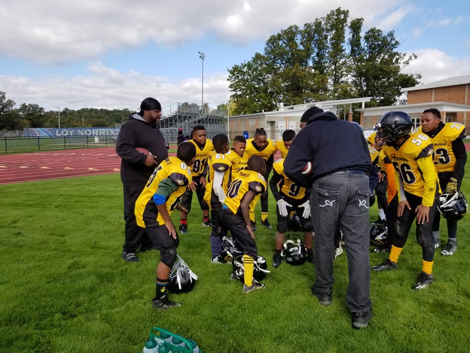 Arrows Football | newgenesisinc