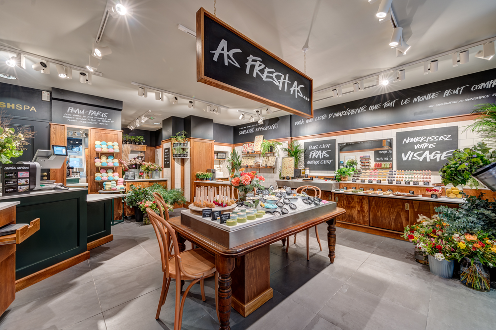 LE 1ER CONCEPT STORE LUSH A PARIS FRESH FLOWERS le-1er-concept-store-lush-a-paris-fresh-flowers