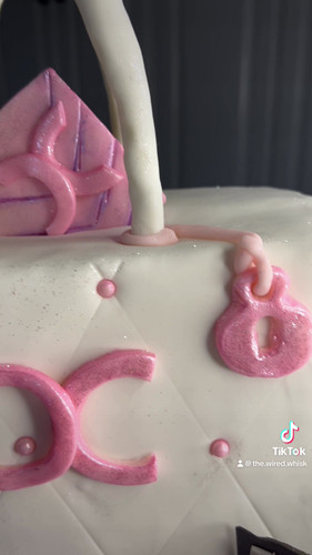 Chanel Purse Cake | The Wired Whisk