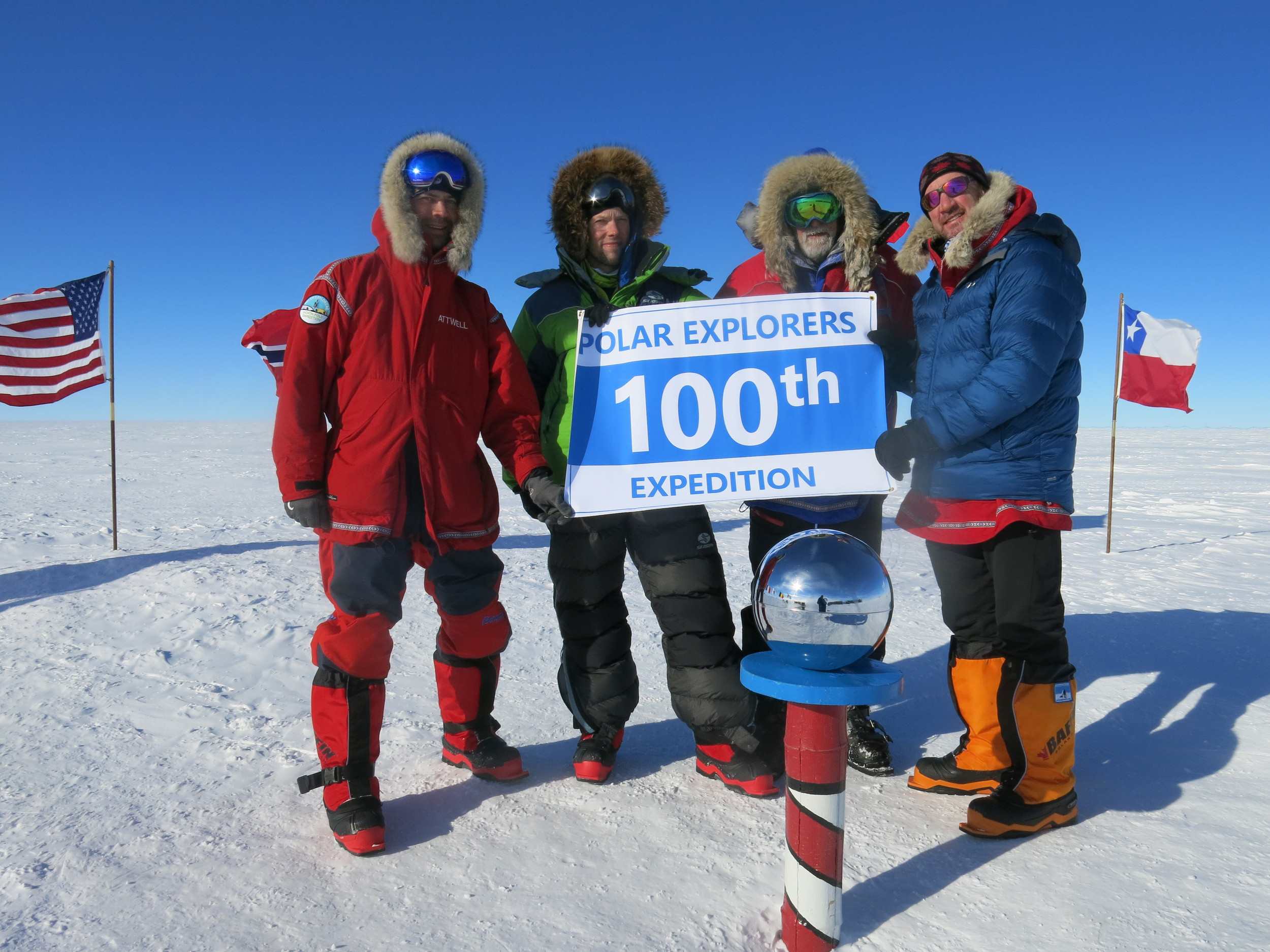 Why Book With Us? | 5 reasons your should book with PolarExplorers