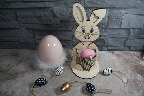 Osterhase "Eggi" | Daniel Duba Design