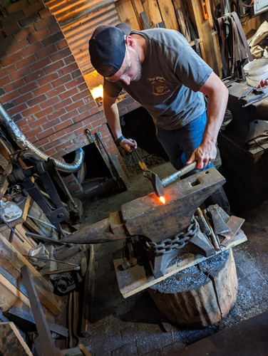 One Beginner Blacksmith Lesson | maineblacksmiths