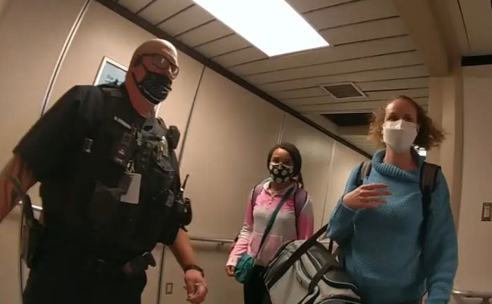 Suspicious Behavior | Eat, Darling, Eat