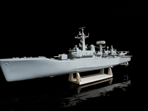 Leander-class frigate 1/350 | Yacare Scale Models
