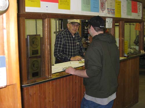 Gallery | Mapleton gun club