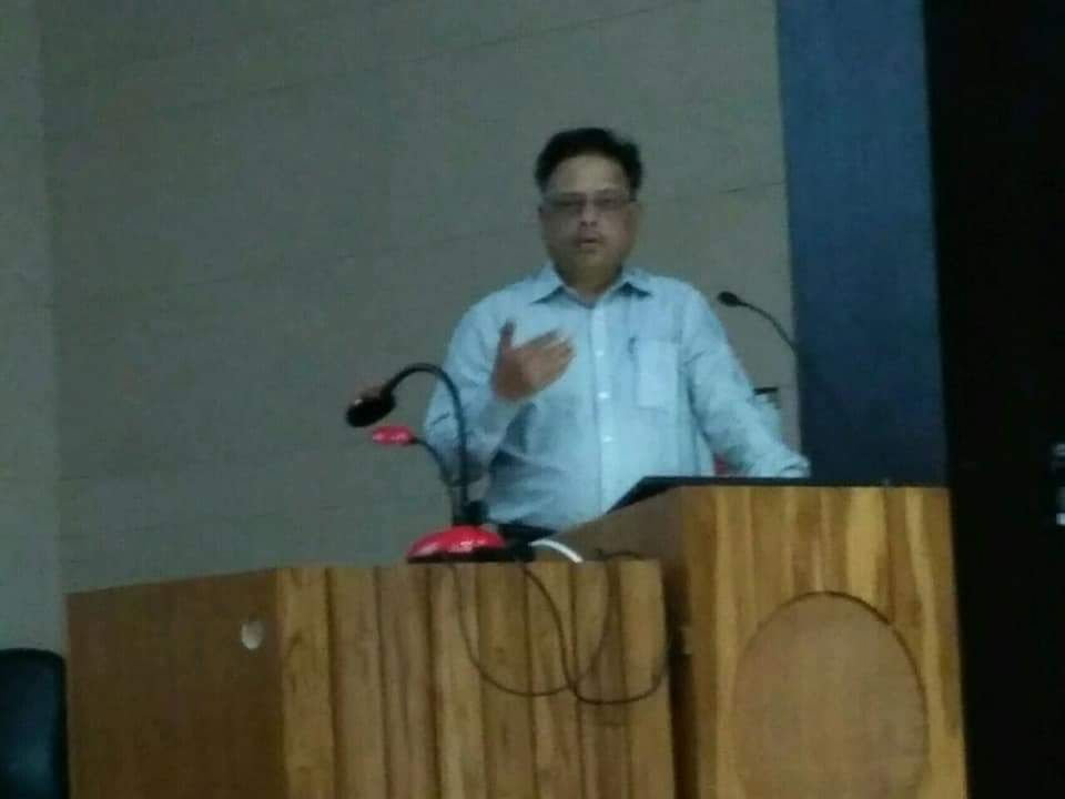 Subodh Jain delivers keynote lecture at IIT Gandhinagar