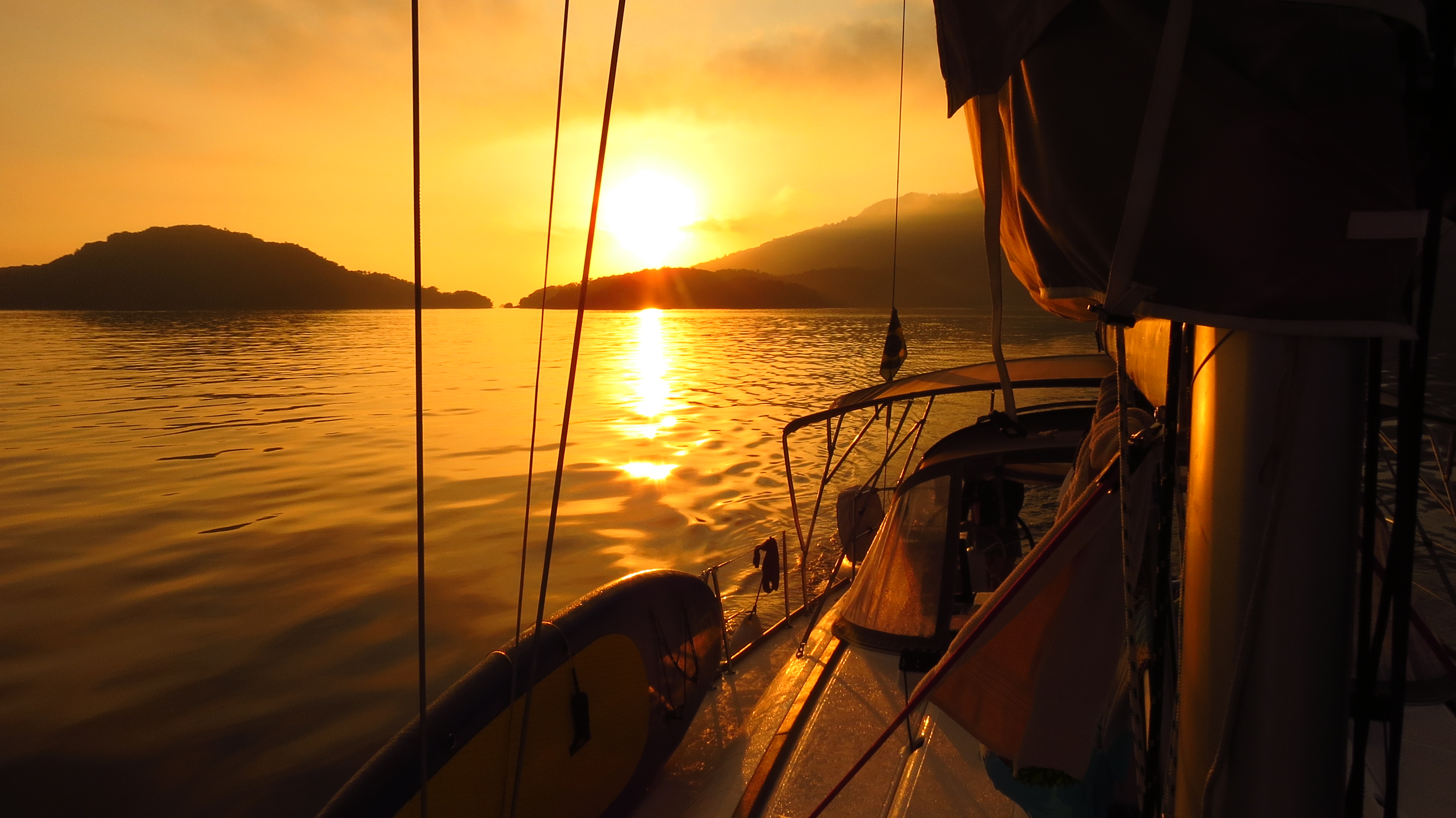 aula de vela, curso de iatismo, aprender a velejar, velejando, velejar