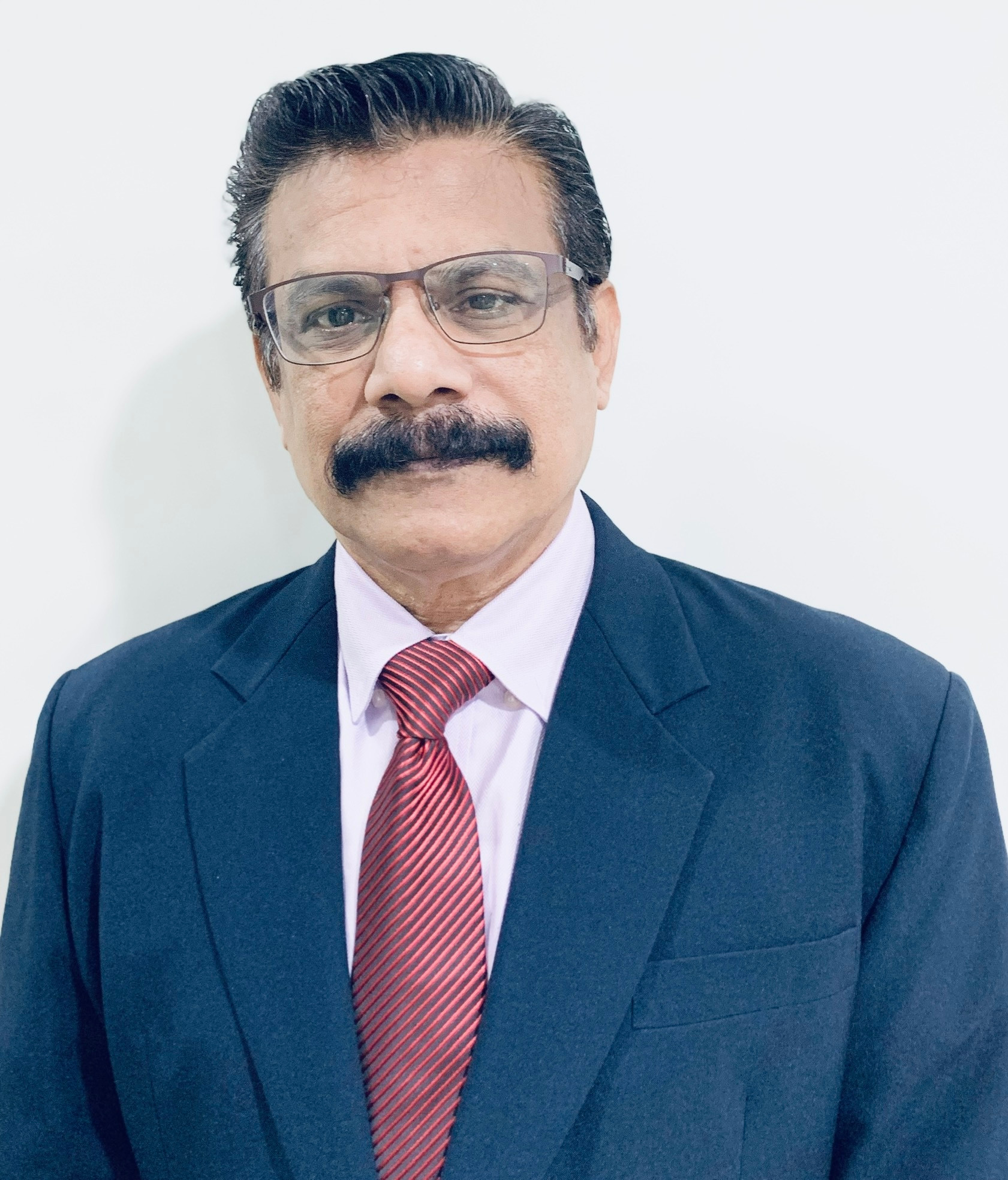 Dr Siva Mahendran
