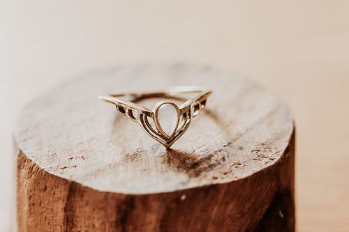 Parvati Ring | Gemstone Journey