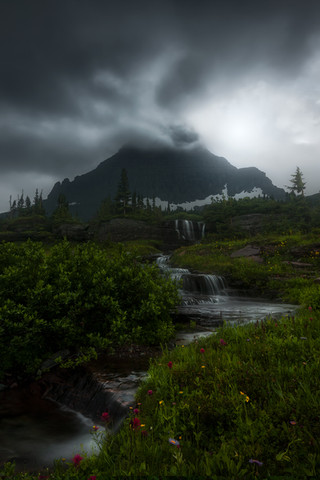 Mountains | Ryan Dyar