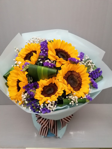 BS-013 5支向日葵毋忘我花束 | nsflower