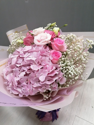 BH-016 粉紅綉球白滿天星花束 | nsflower