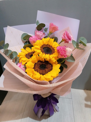 BS-015 3支向日葵桔梗花束 | nsflower