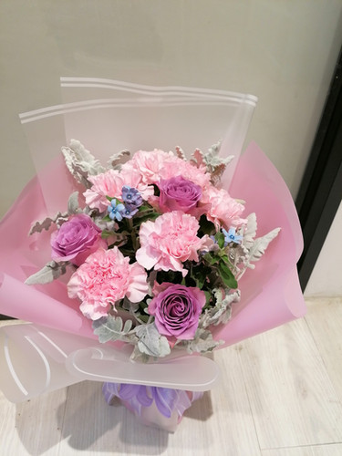 MBC-035 康乃馨玫瑰花束 | nsflower