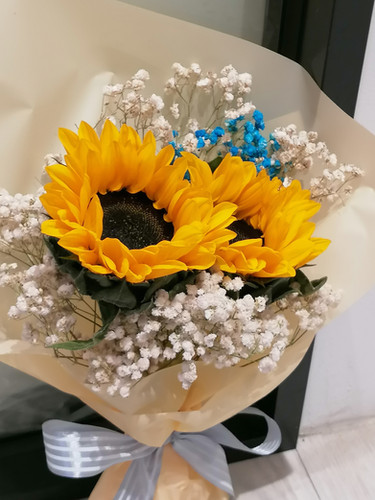 BS-024 2支向日葵雙色滿天星小花束 (自取貨) | nsflower
