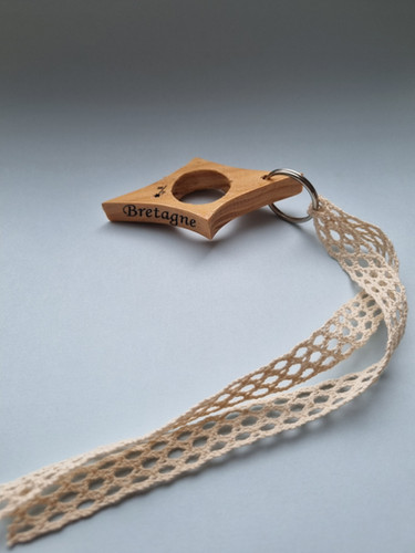 Pouce de lecture - marque-page | Fée scie fait ça