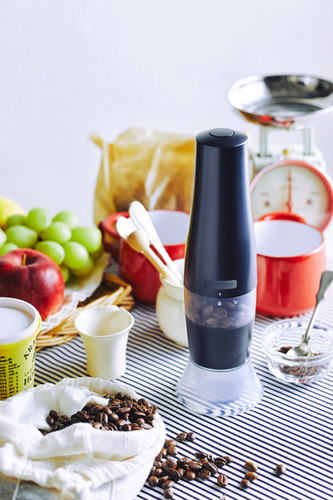 Battery-Powered Coffee Grinder | Mall E | Kyocera