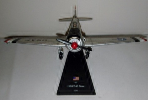 Fighter Aircraft Collection #60 'North American T-6 Texan' Model (1:72 ...
