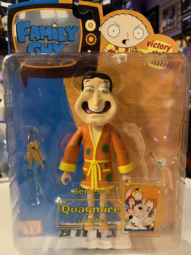 Family Guy Quagmire in Robe Mezco | 1313Mockingbirdlane