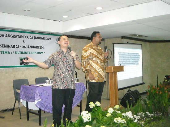 S. & Agnes Nathan - Malaysia | Living Word Missions