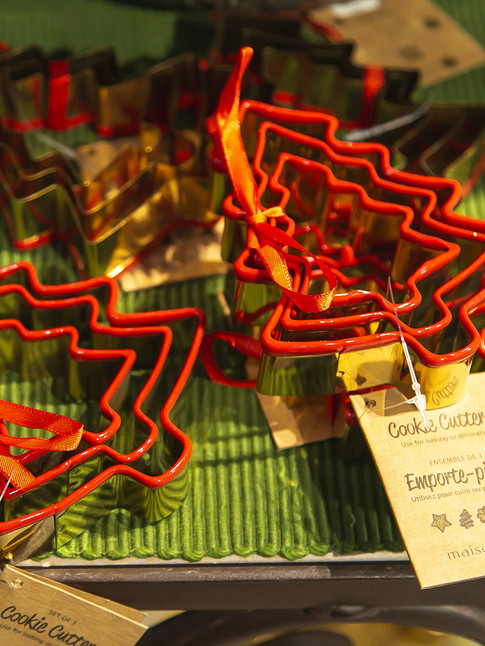 Gallery | Pots & Paraphernalia