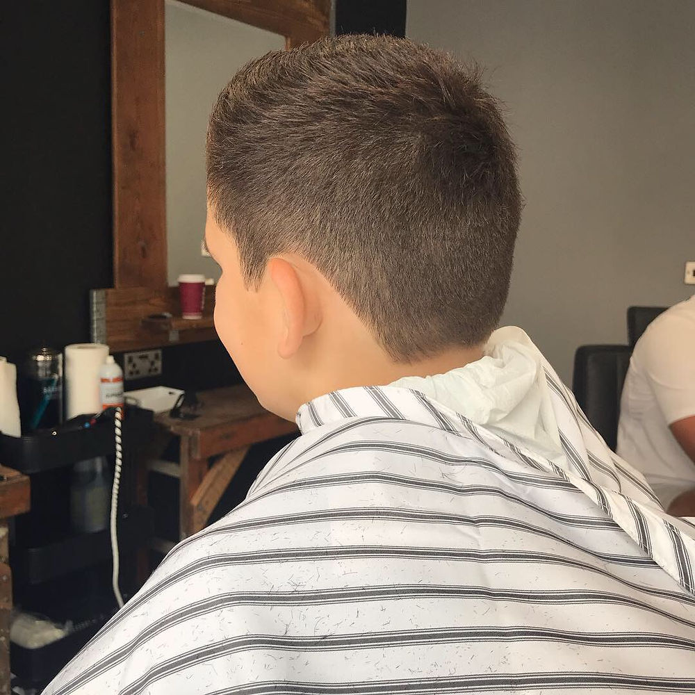 Book Online | Cal’s Cutz