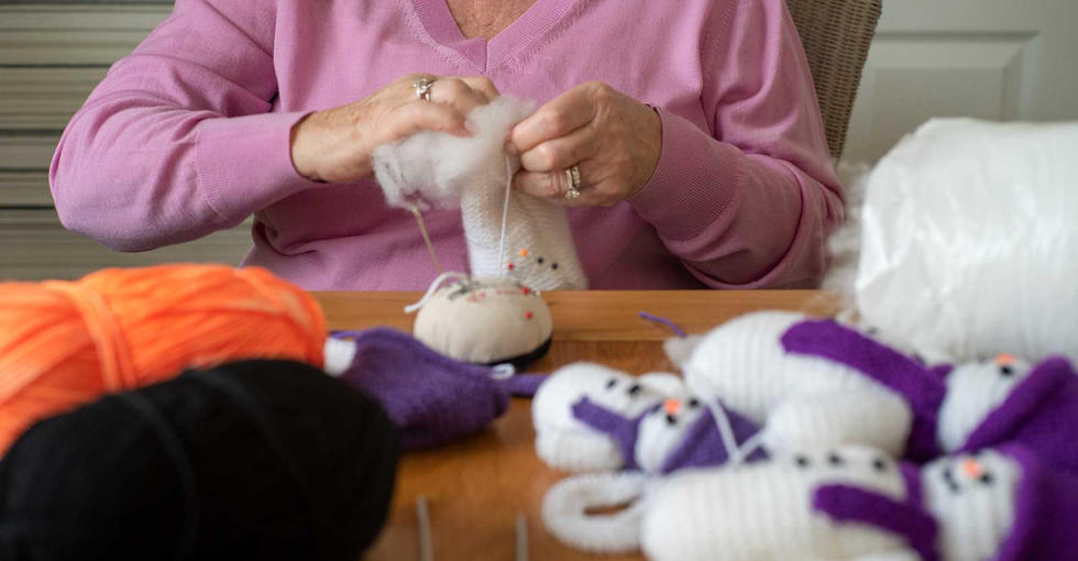 Knitted Snowman 'Simpson the Snowman' free pattern to download