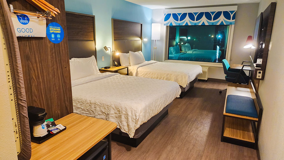 2 Queen Beds - Lagoon View at Tru by Hilton Miami Airport South Blue ...