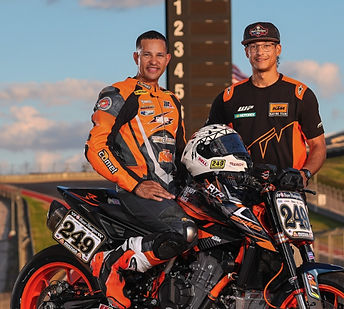 RIDERS | SuperHooligan