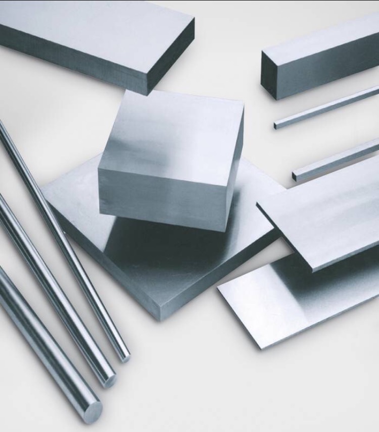 NORMALIEN | dunajski