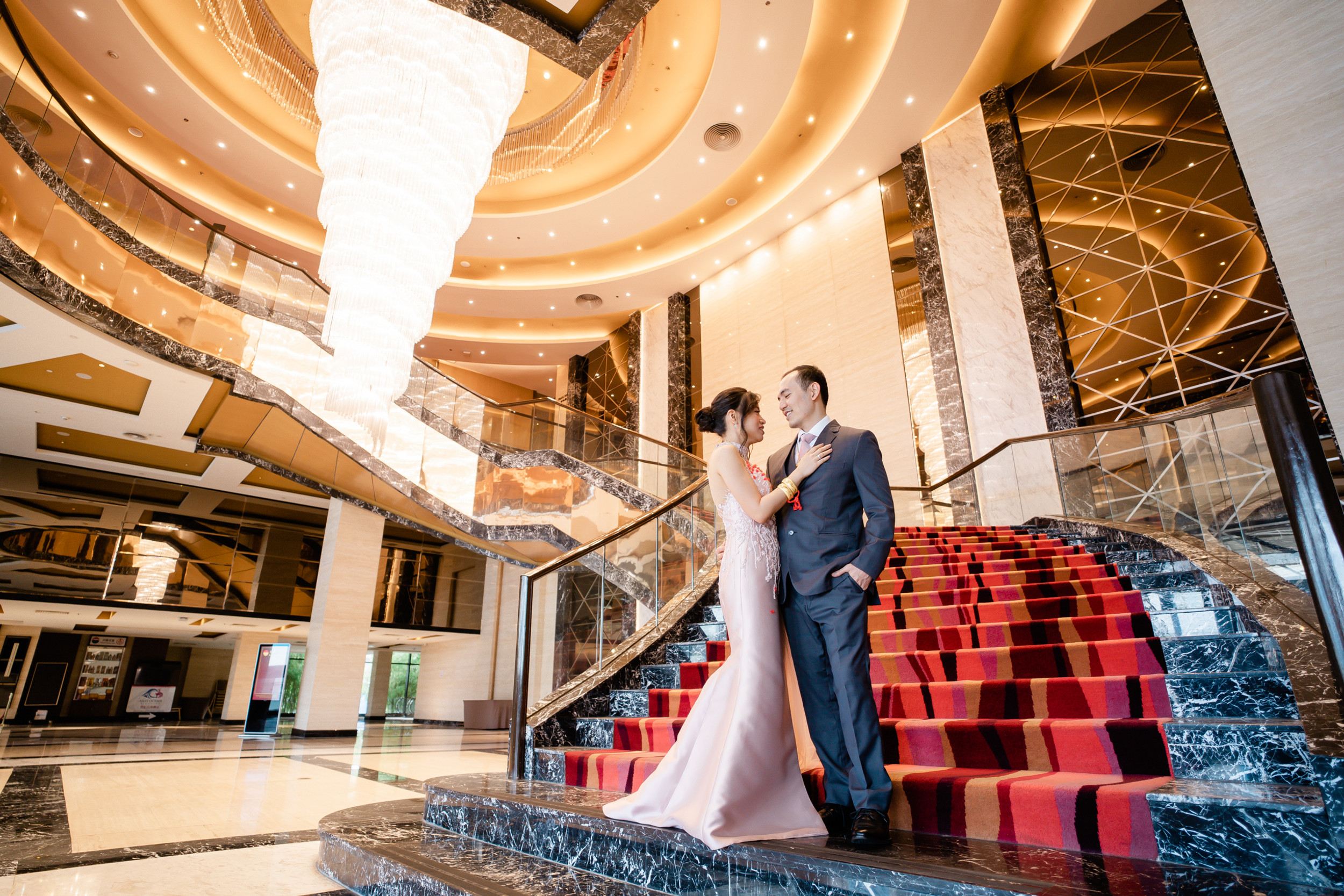 TingHun | peachfroststudio