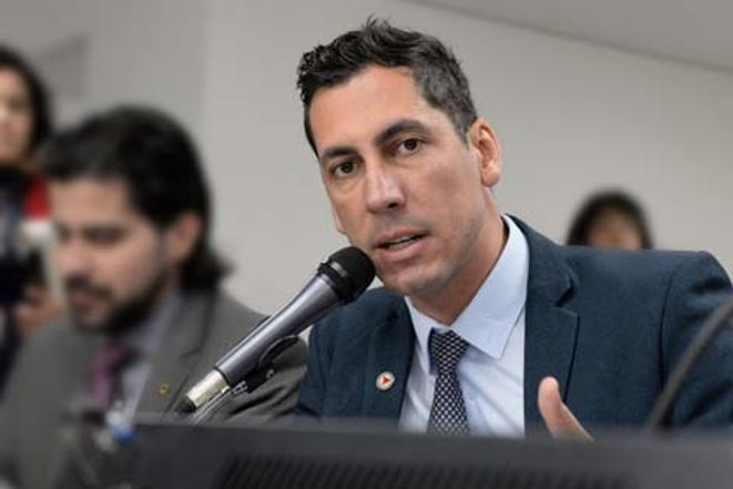 Lucas Lasmar fala sobre as eleições em Oliveira