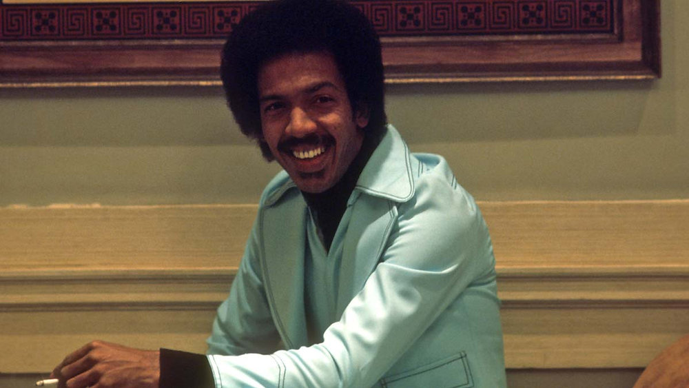 Legendary salsa singer Roberto Roena dies at 81 in Puerto Rico