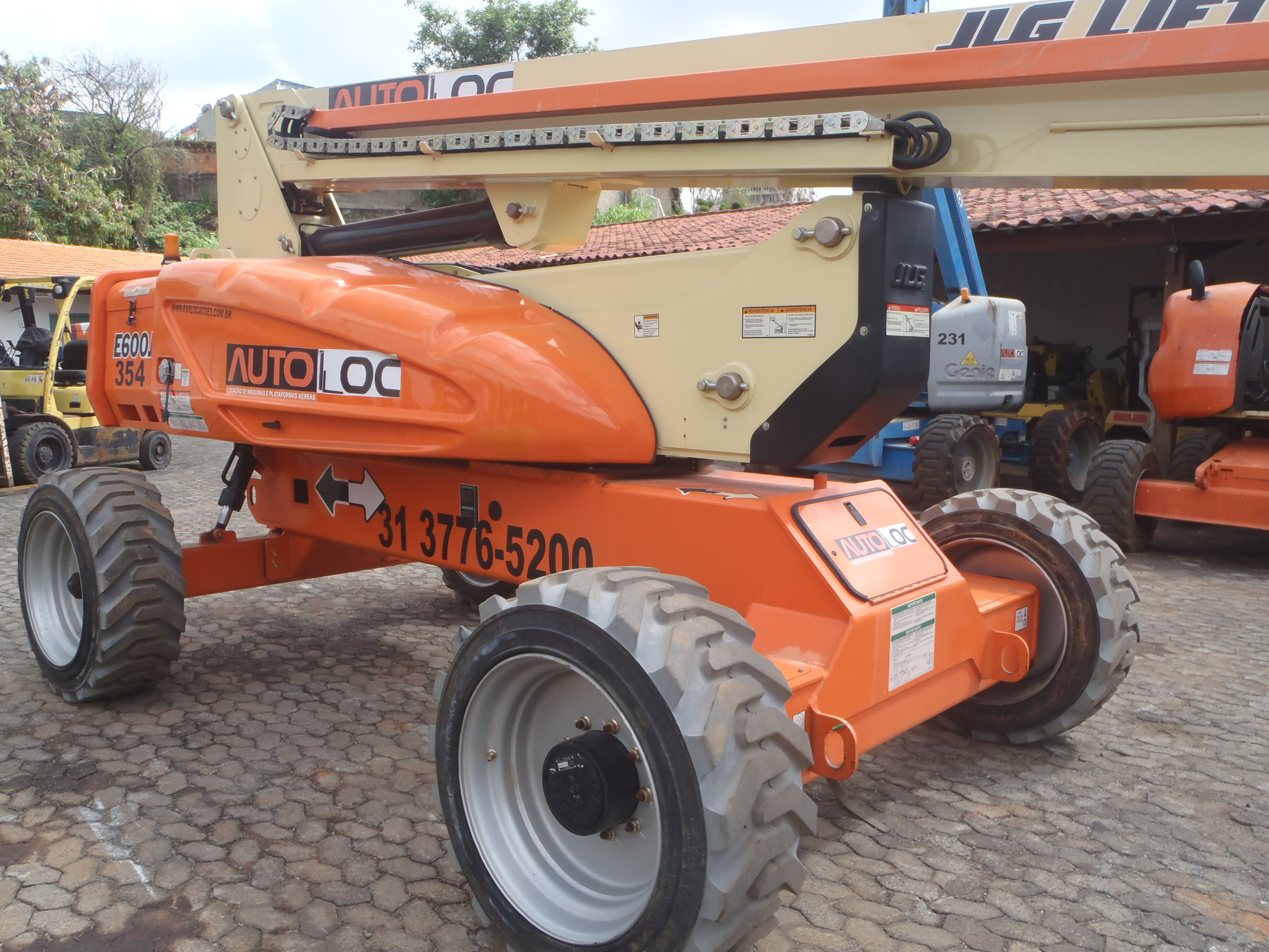 RXR Autoloc Locação Empilhadeiras Plataformas Rebocadores Sete Lagoas