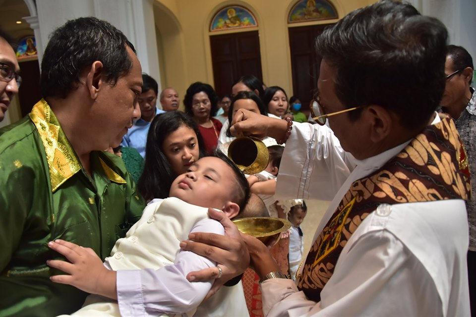 Sakramen Baptis Bayi