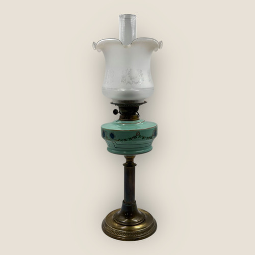 Antique Brass Oil Lamp | Knight Fine Antiques & Collectables