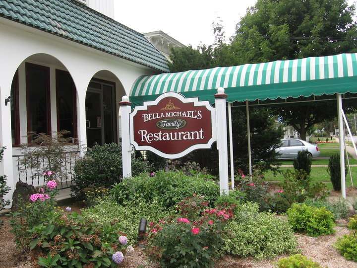 Bella Michael's Restaurant