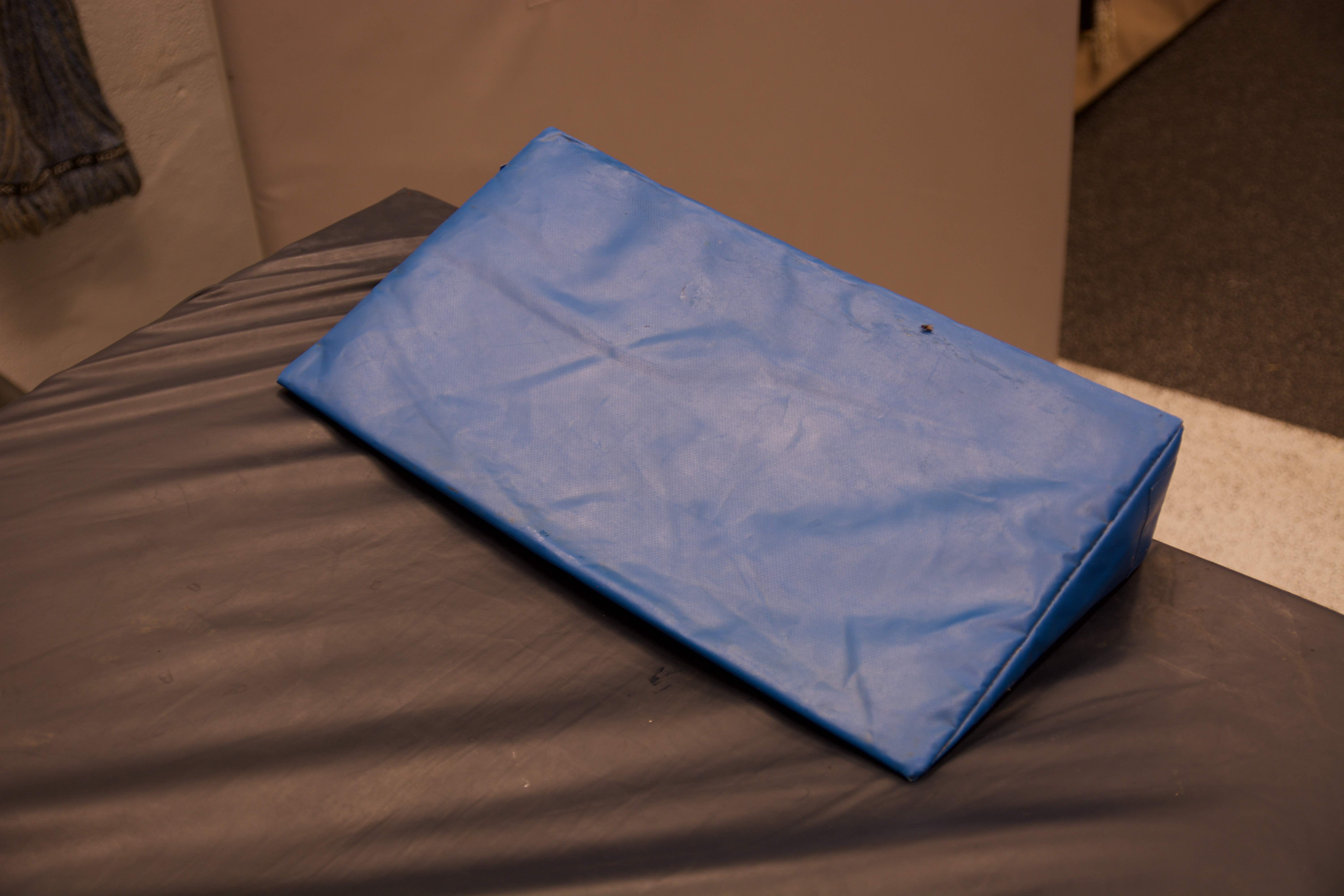 Dandy Products | Products | Vet Padding | Table Surgey Padding