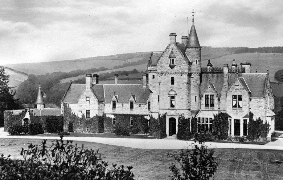 HOUSES | The House of Lumsden