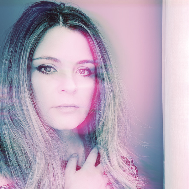 Brynn Andre - Minnesota Singer Songwriter - Indie Pop