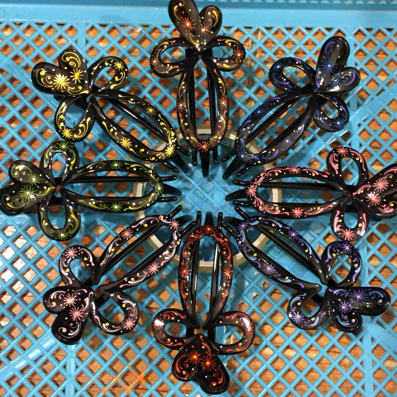 Hair clips painted, Chiang Mai, ppstradetour.com