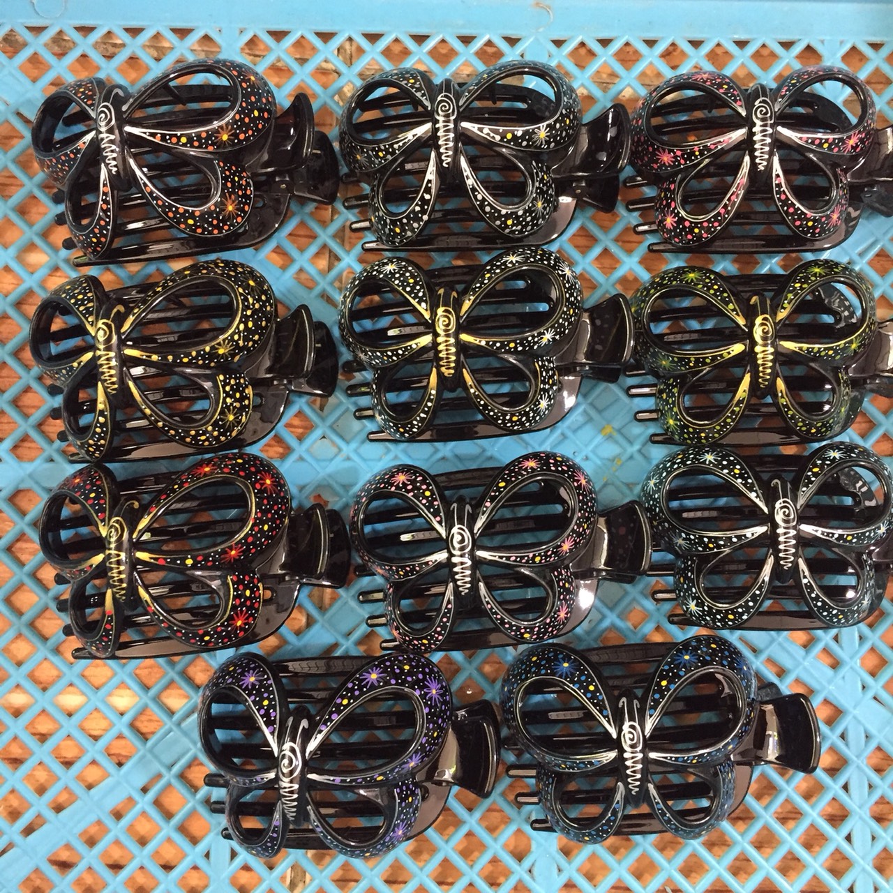 Hair clips painted, Chiang Mai, ppstradetour.com