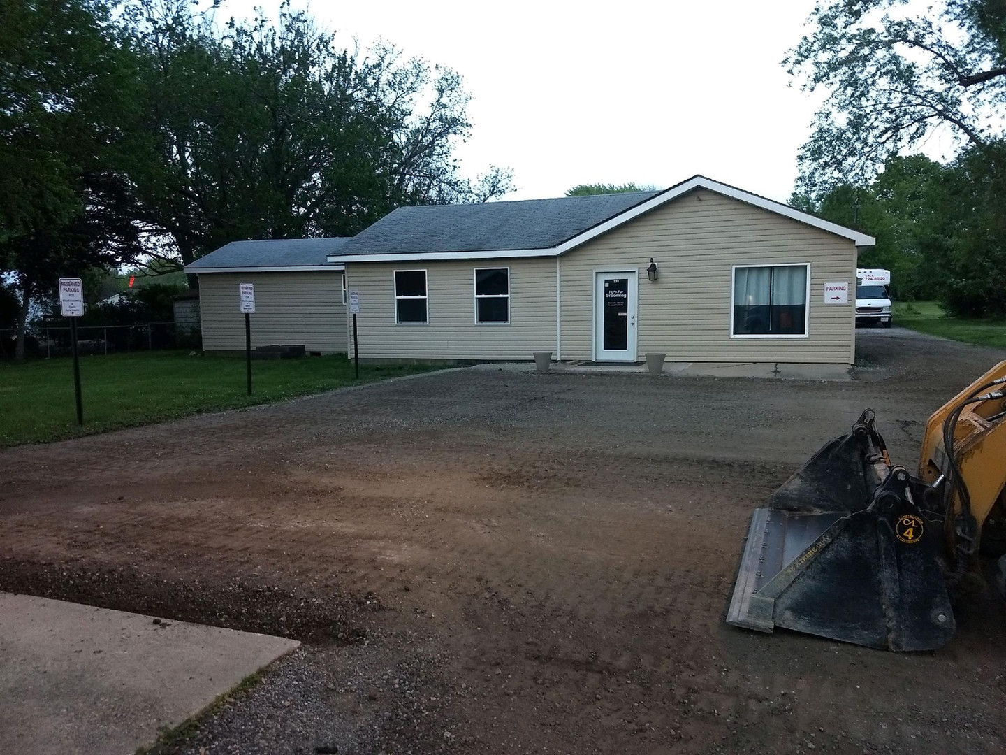 Home | Advanced Paving and Sealcoating, Inc.