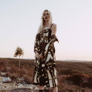 Photographer and Illustrator | TIGREASHA