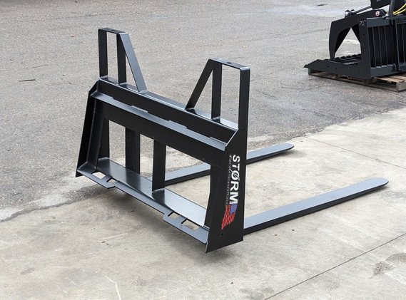 4500 LB PALLET FORKS | glacierattachments
