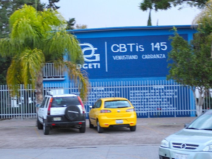 No inscribe el CBTis 145 de San Juan del Río, si no pagan cuota de 1 ...