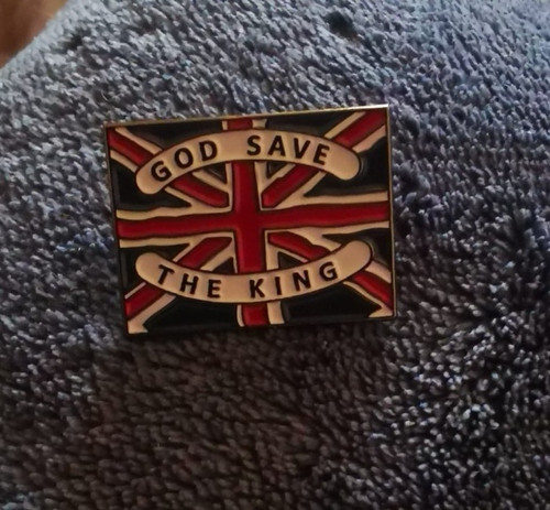 GOD SAVE THE KING UNION FLAG BADGES | JUSTICE371 CAMPAIGN