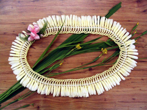 GINGER LEI | Nicco Floral Designs