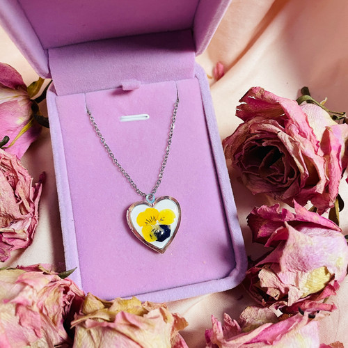 Emma | Greene is Gold