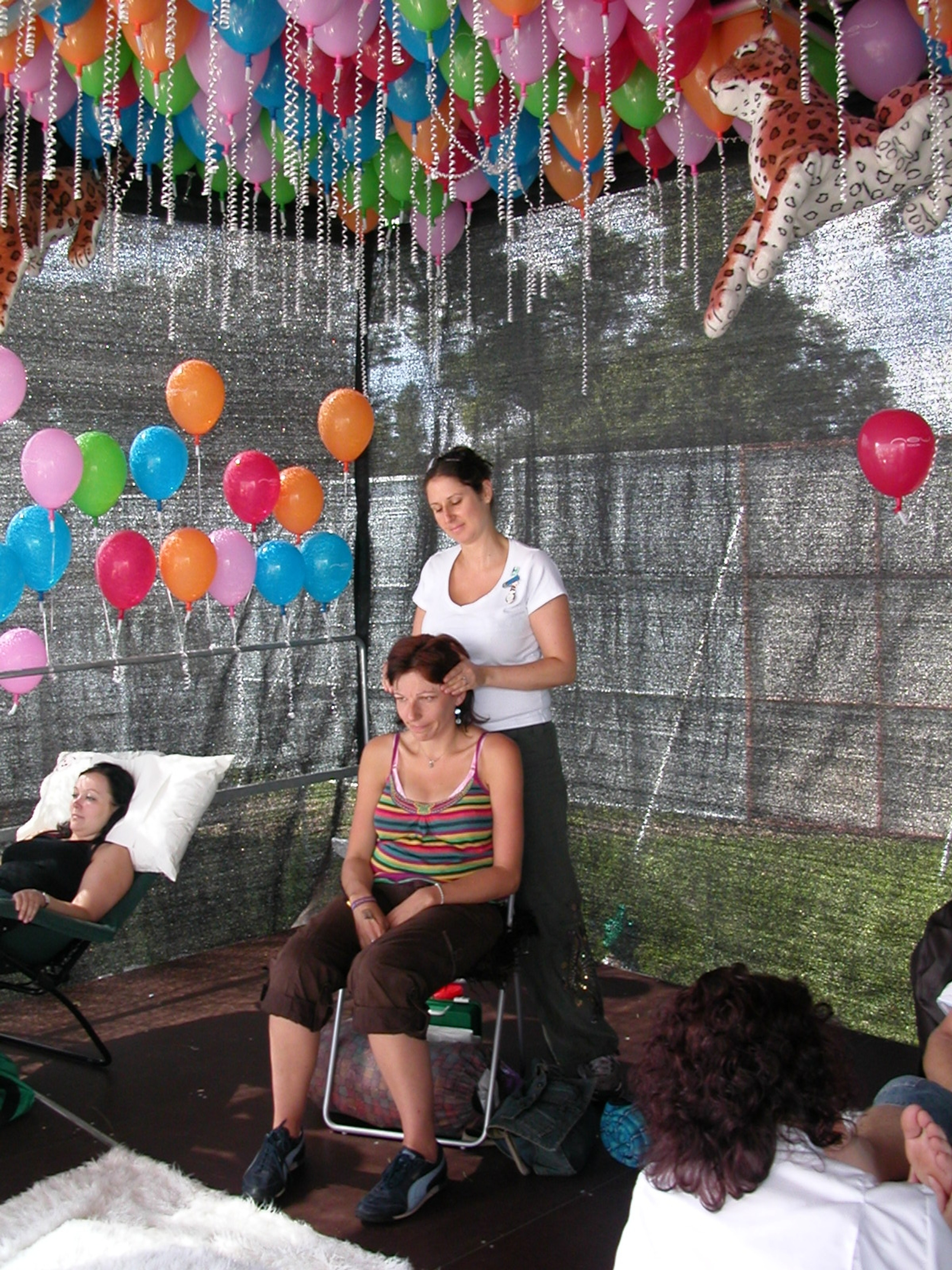 Pampering & Chill Out Zones | Happy Healthy Holistic